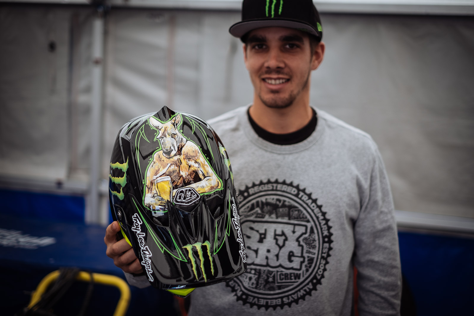 Sam Hill with his Custom World Champs Helmet - PIT BITS - 2014 World ...