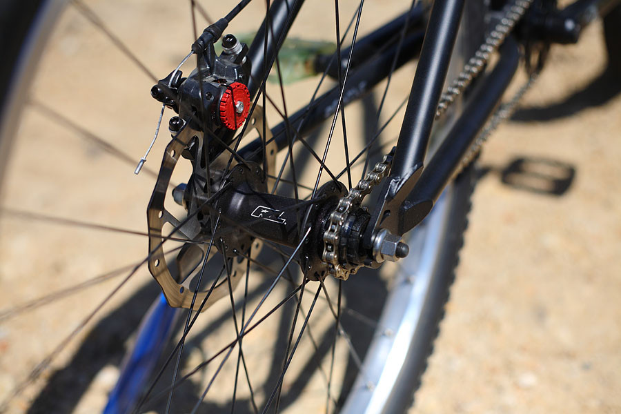 Redline Rear Hub - Bike Check: Redline Device D26 - Mountain Biking ...