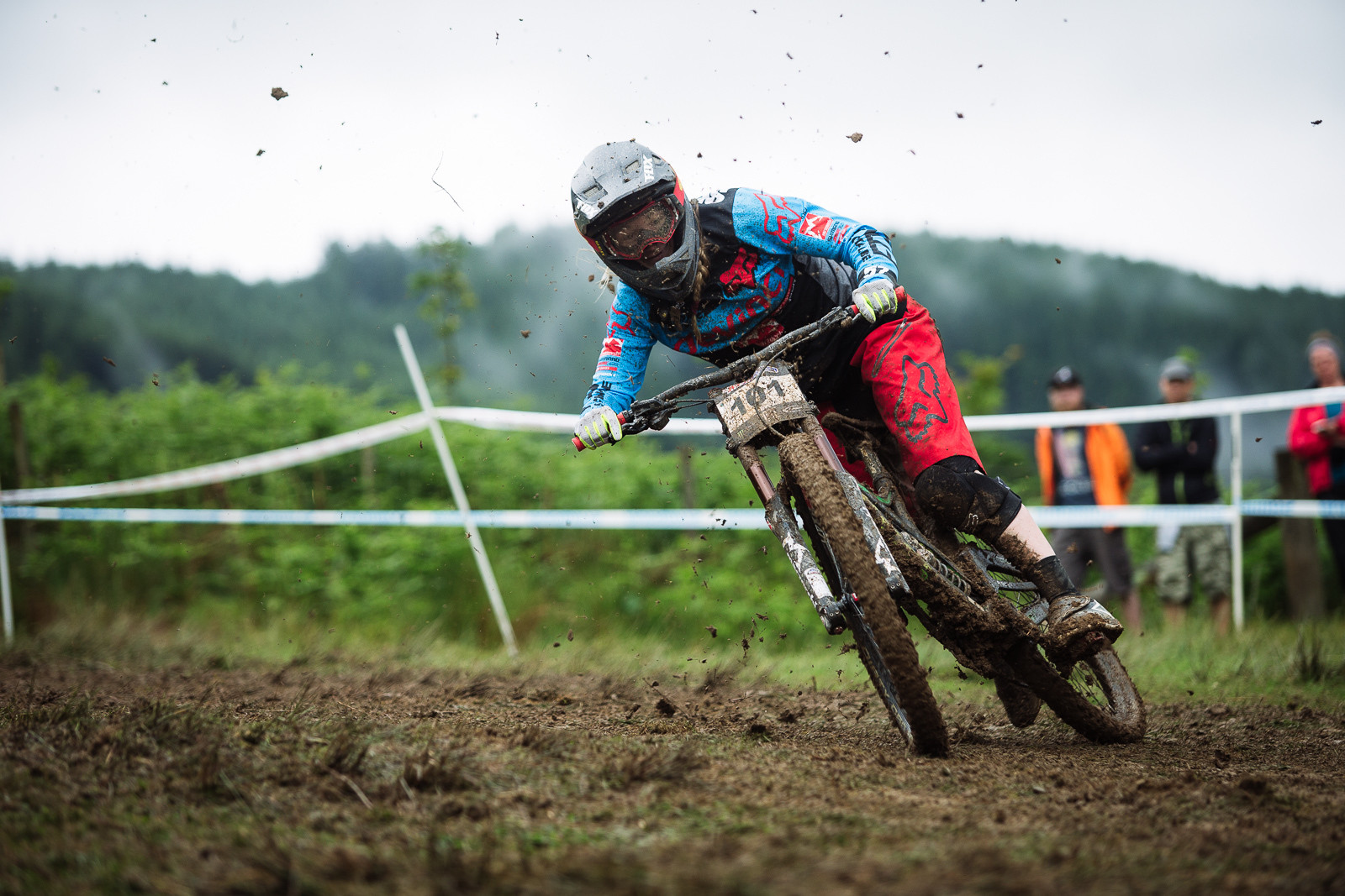 Slippery Qualifying, British DH Series, Bala - RACE REPORT - 2015 ...