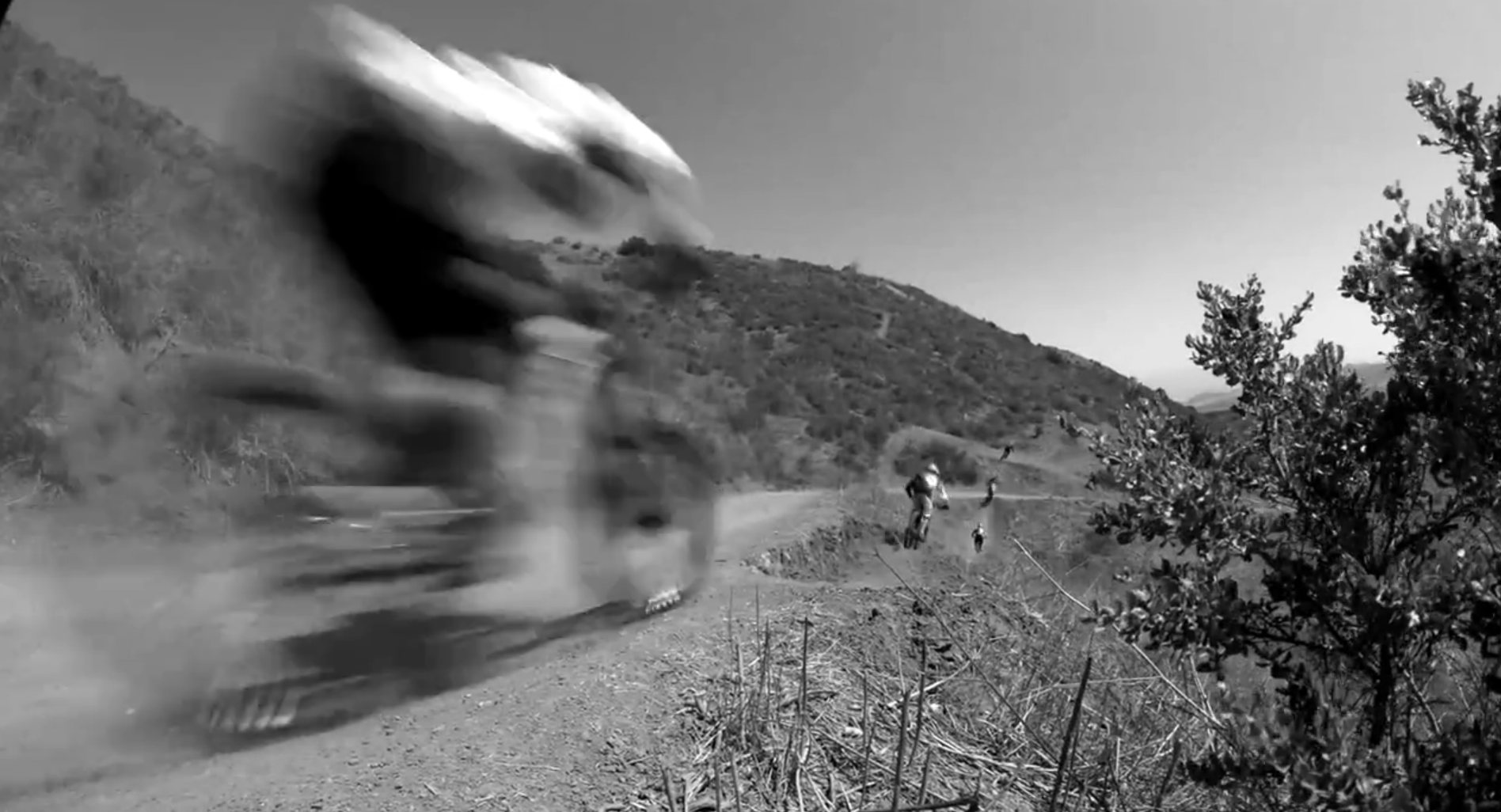 Brian Lopes vs The Groms at the Road Jump - sspomer - Mountain Biking ...