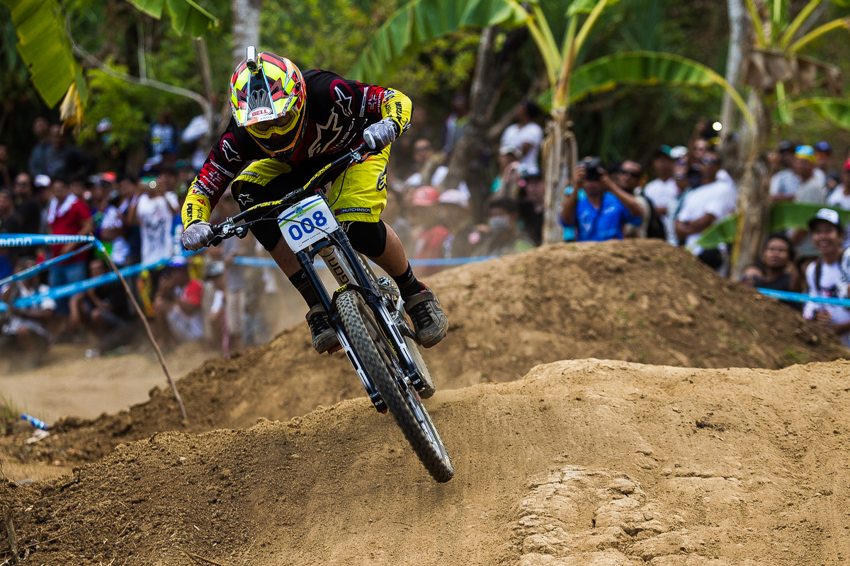 Mick Hannah Downhilling in Bali - Asia Pacific DH Challenge Helmet Cam ...