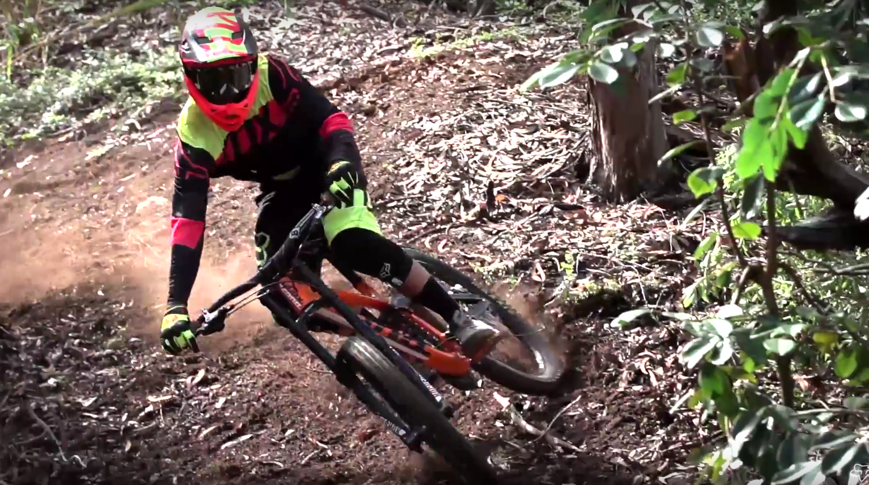 Stevie Smith, Connor Fearon and Mark Wallace Hauling in New Fox Racing ...