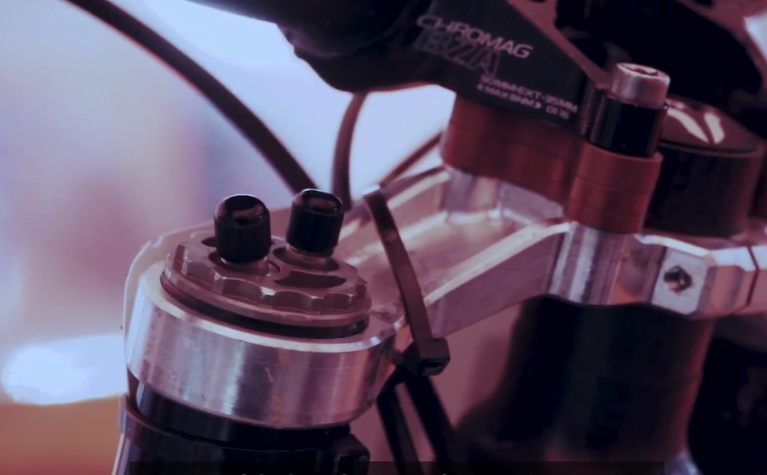 Formula's DH Fork with Three Air Chambers - A Teaser - sspomer ...
