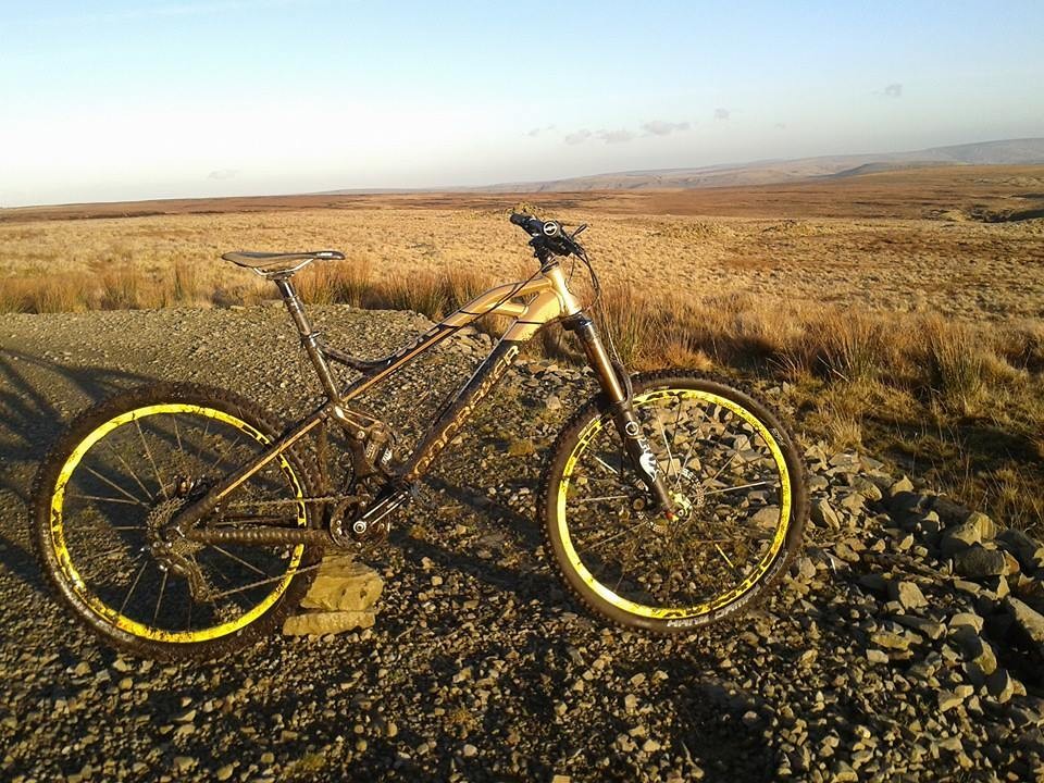 Mondraker's- Dune 2014 'Forward Geometry' Custom build - jan ...