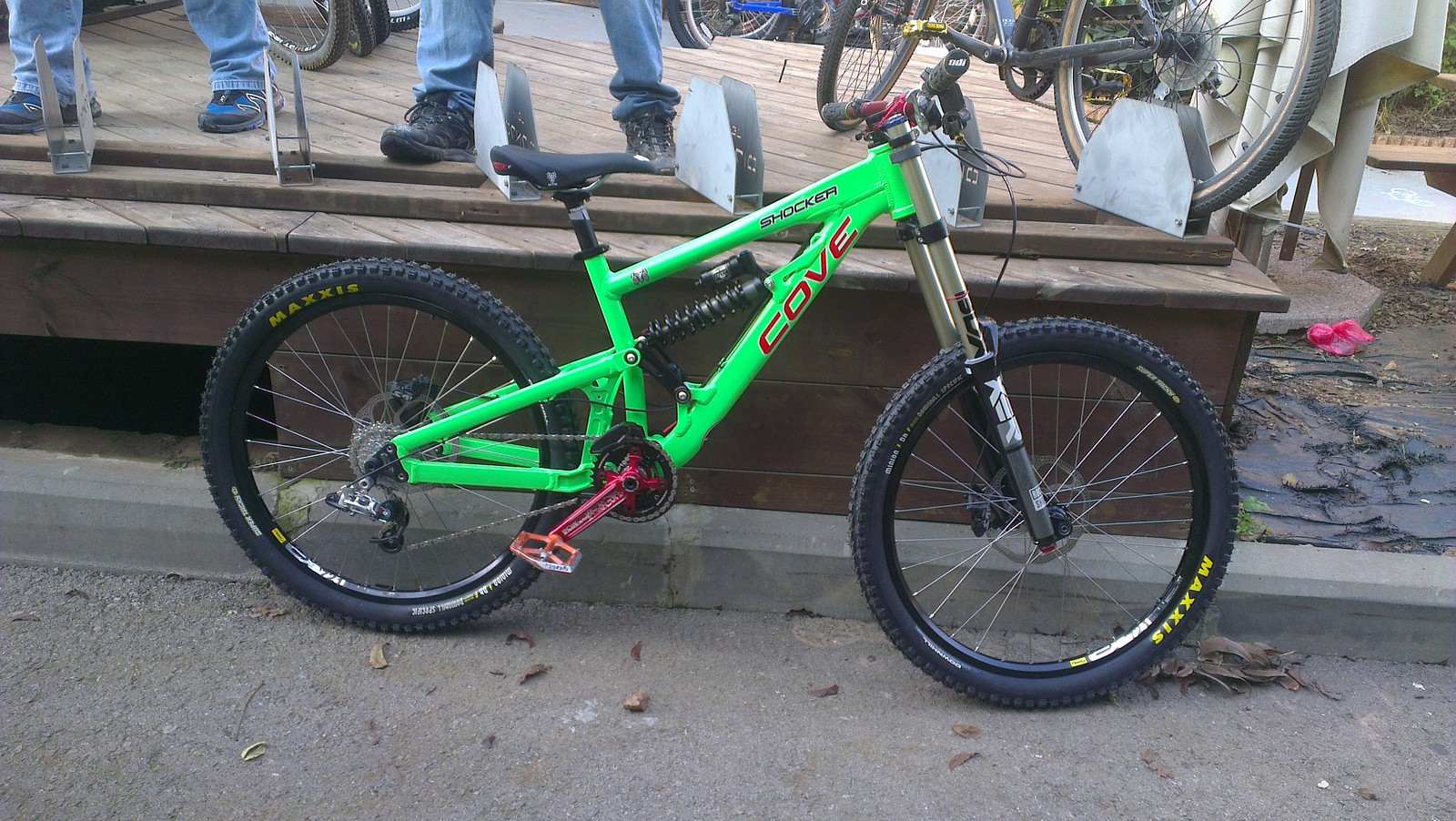 2013 cove shocker kitted w/ raceface - yokrd's Bike Check - Vital MTB