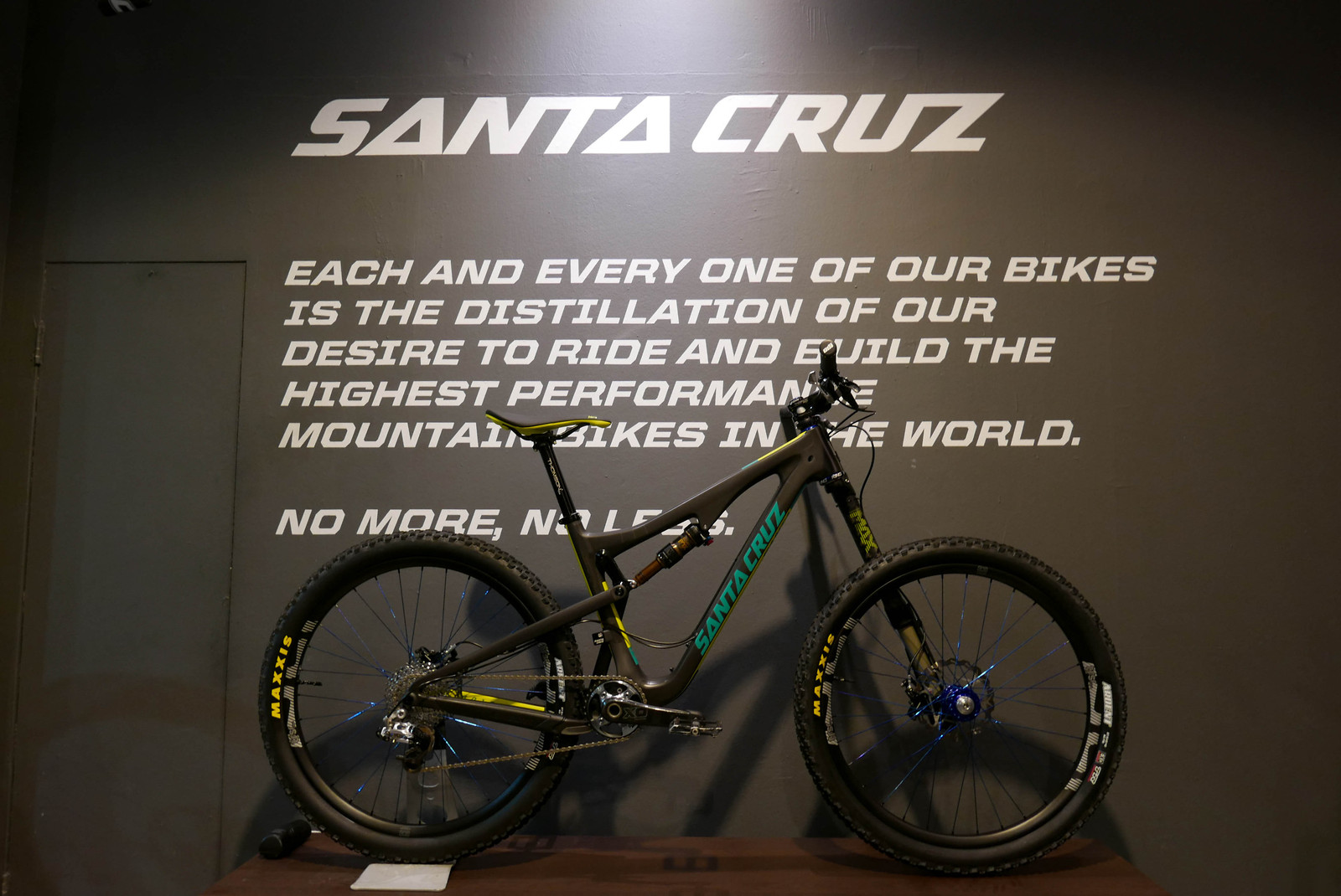 Custom Santa Cruz 5010 CC - "Kryptonium Lefty" - greywhiteblack's Bike ...