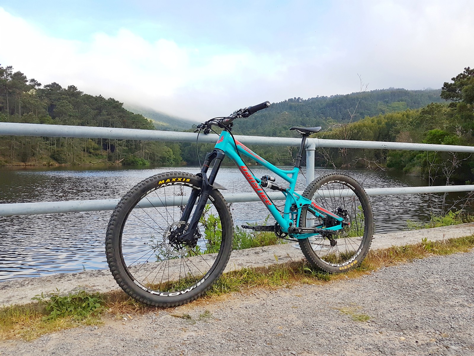 Banshee Spitfire V3 ( 2017) - paulo.b.santos.7's Bike Check - Vital MTB