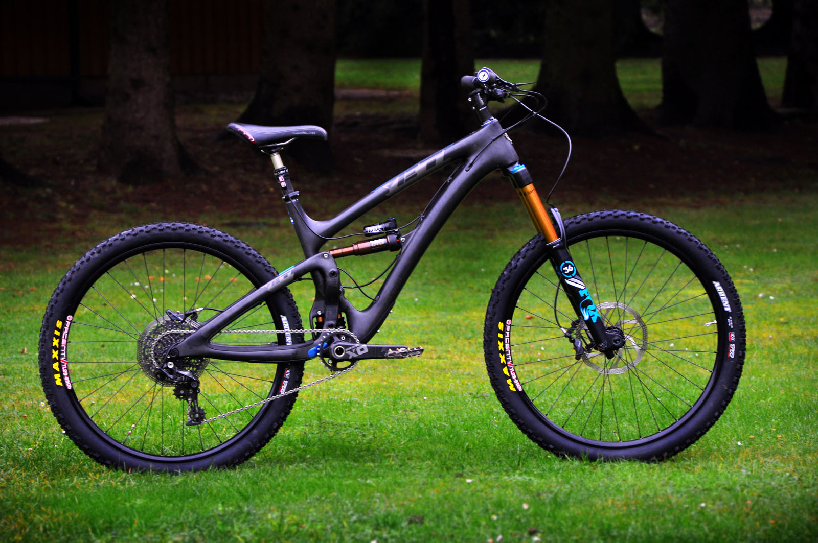 Yeti SB6c carbon custom - bike.insel's Bike Check - Vital MTB