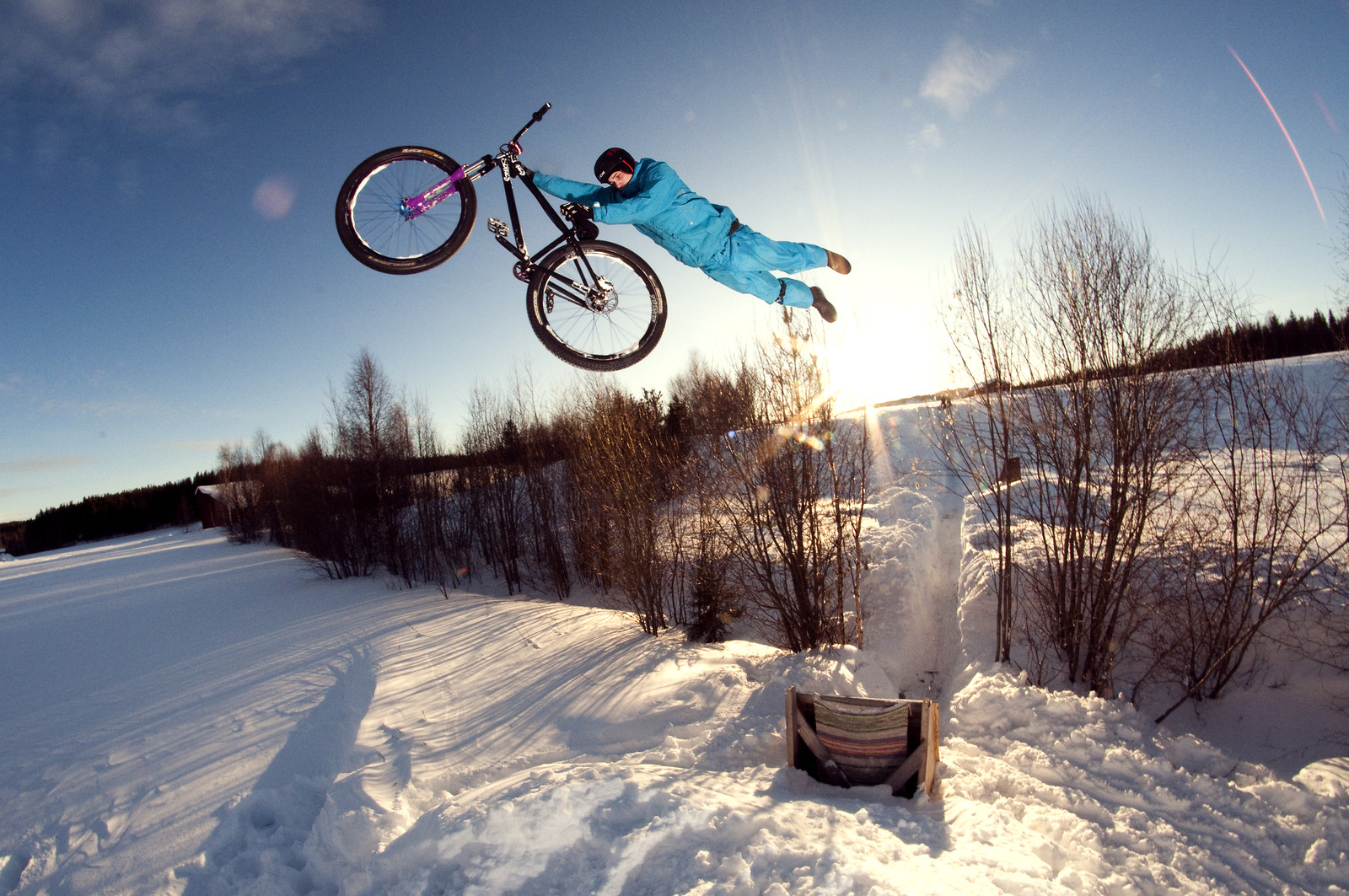 Superman seatgrab - Pata - Mountain Biking Pictures - Vital MTB