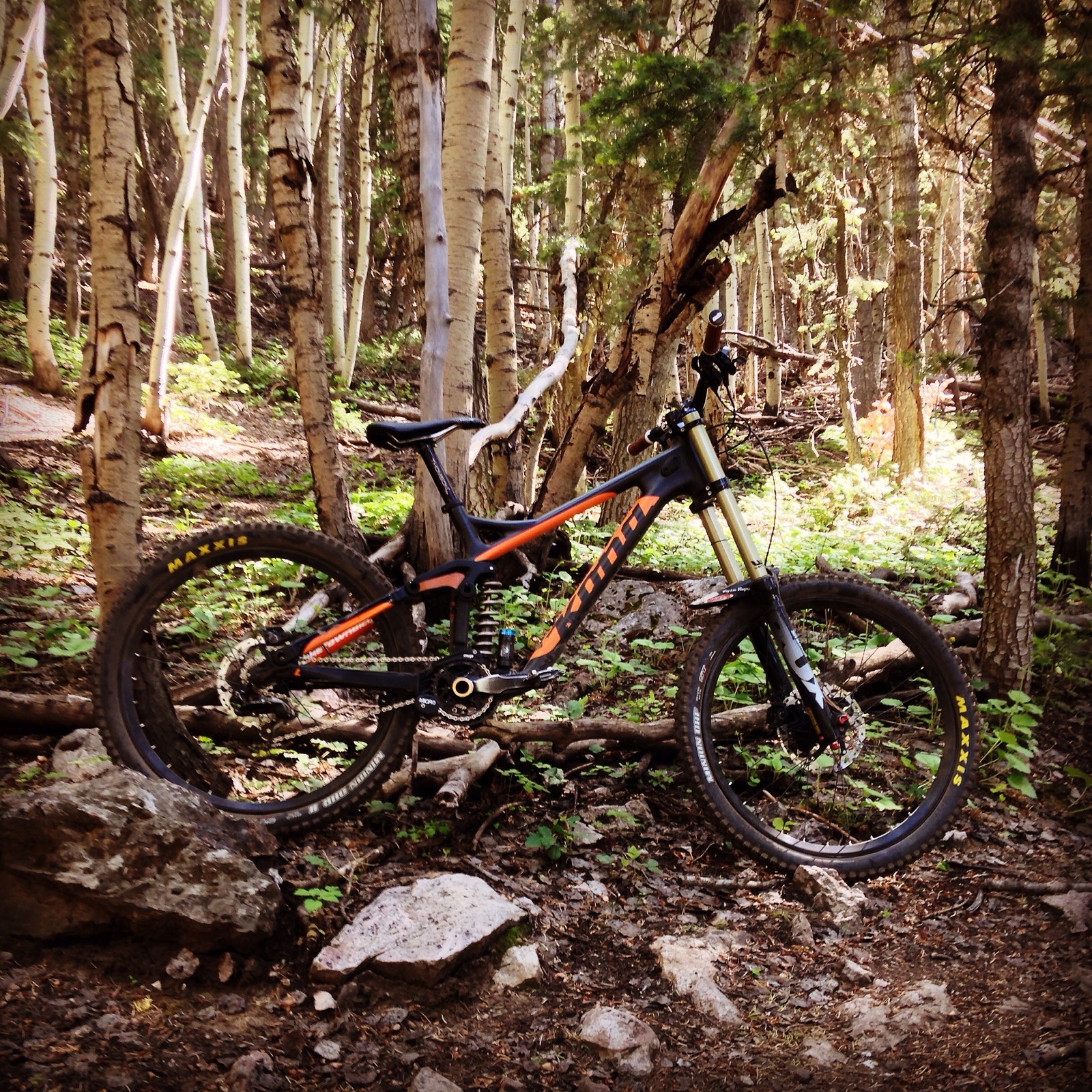 2014 Kona Carbon Supreme Operator - Greener_4's Bike Check - Vital MTB