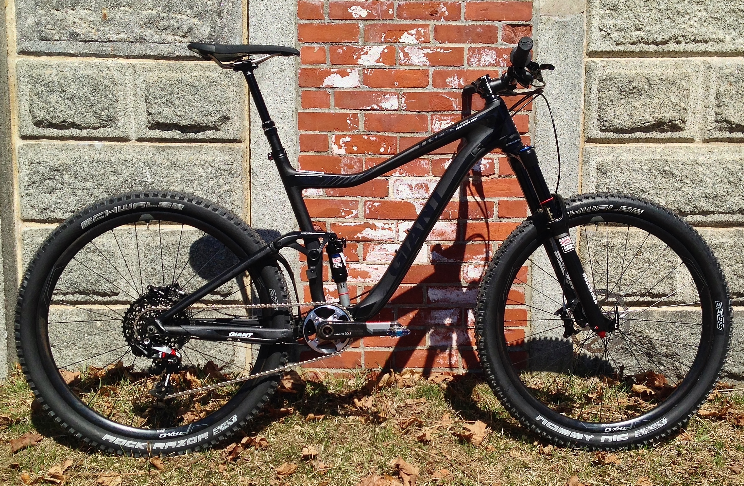 25lb Trance Advanced Darkness - seabass's Bike Check - Vital MTB
