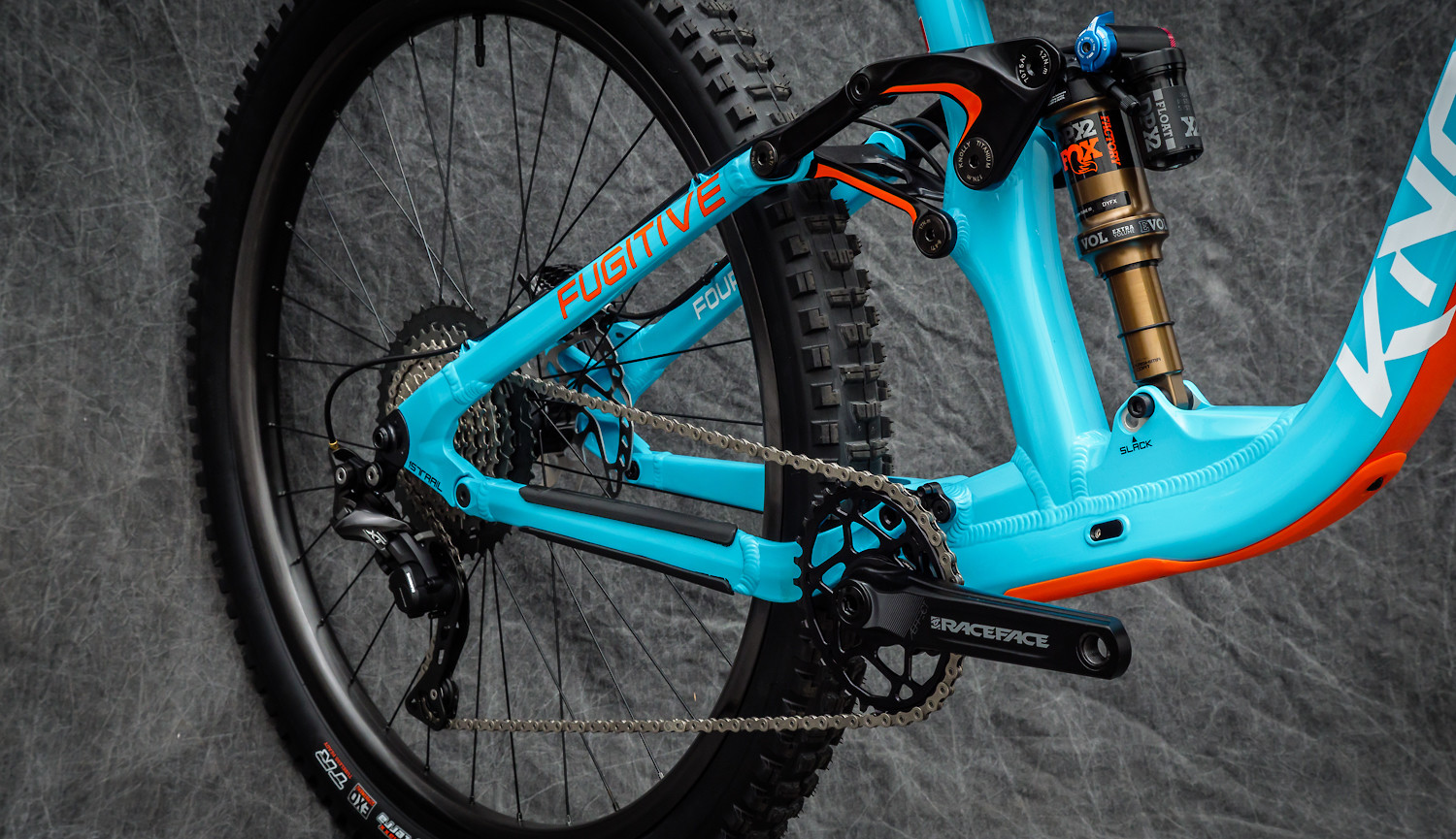 Knolly Fugitive LT - FanatikBikeCo's Bike Check - Vital MTB
