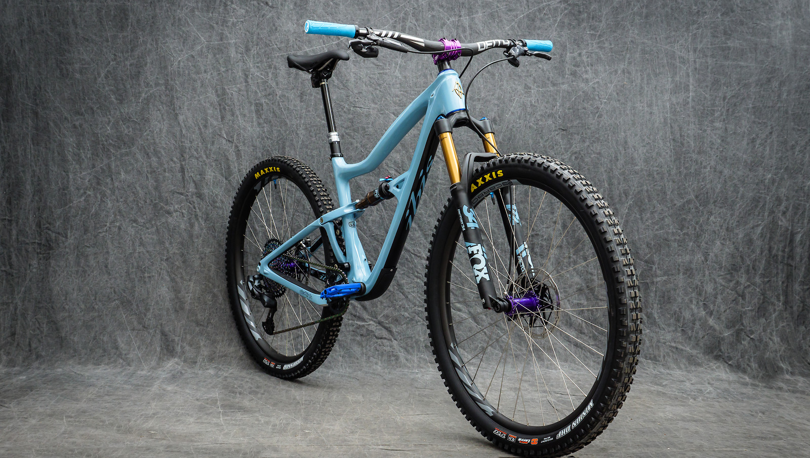 Ibis Ripley 4 - AXS Rainbow Ripley - FanatikBikeCo's Bike Check - Vital MTB