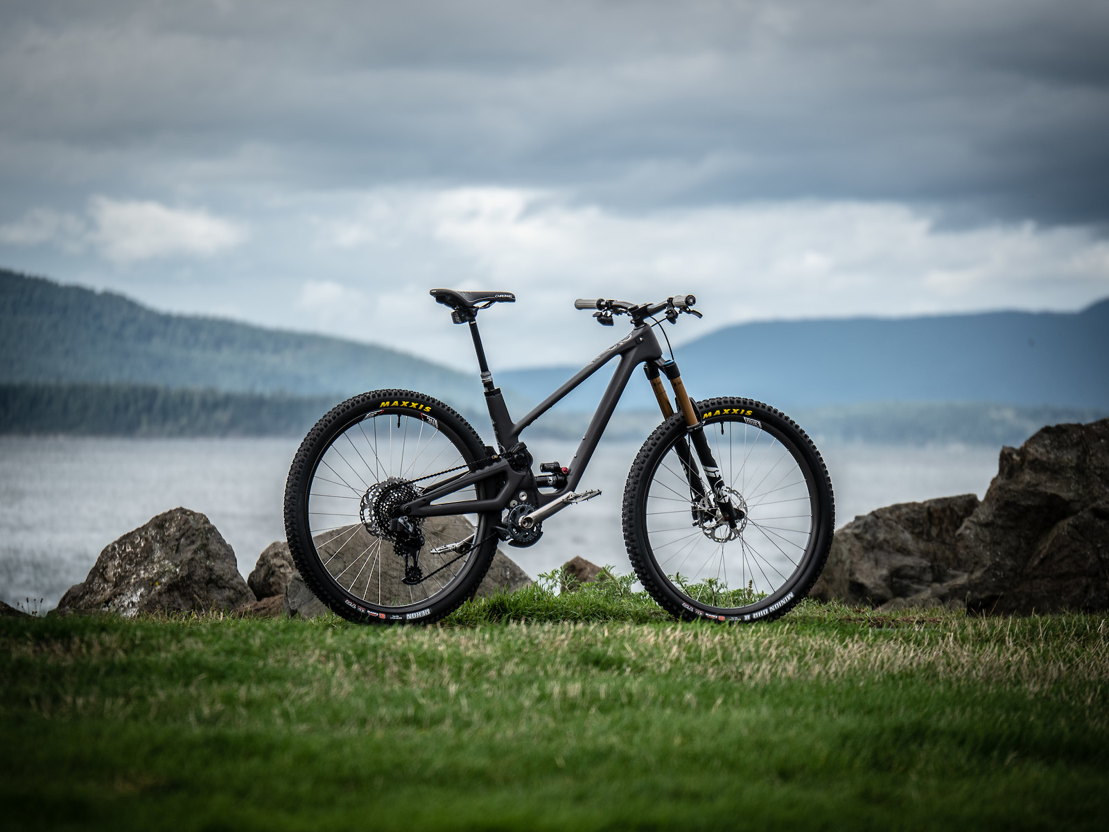 Forbidden Druid - The Electric Wizard - FanatikBikeCo's Bike Check ...