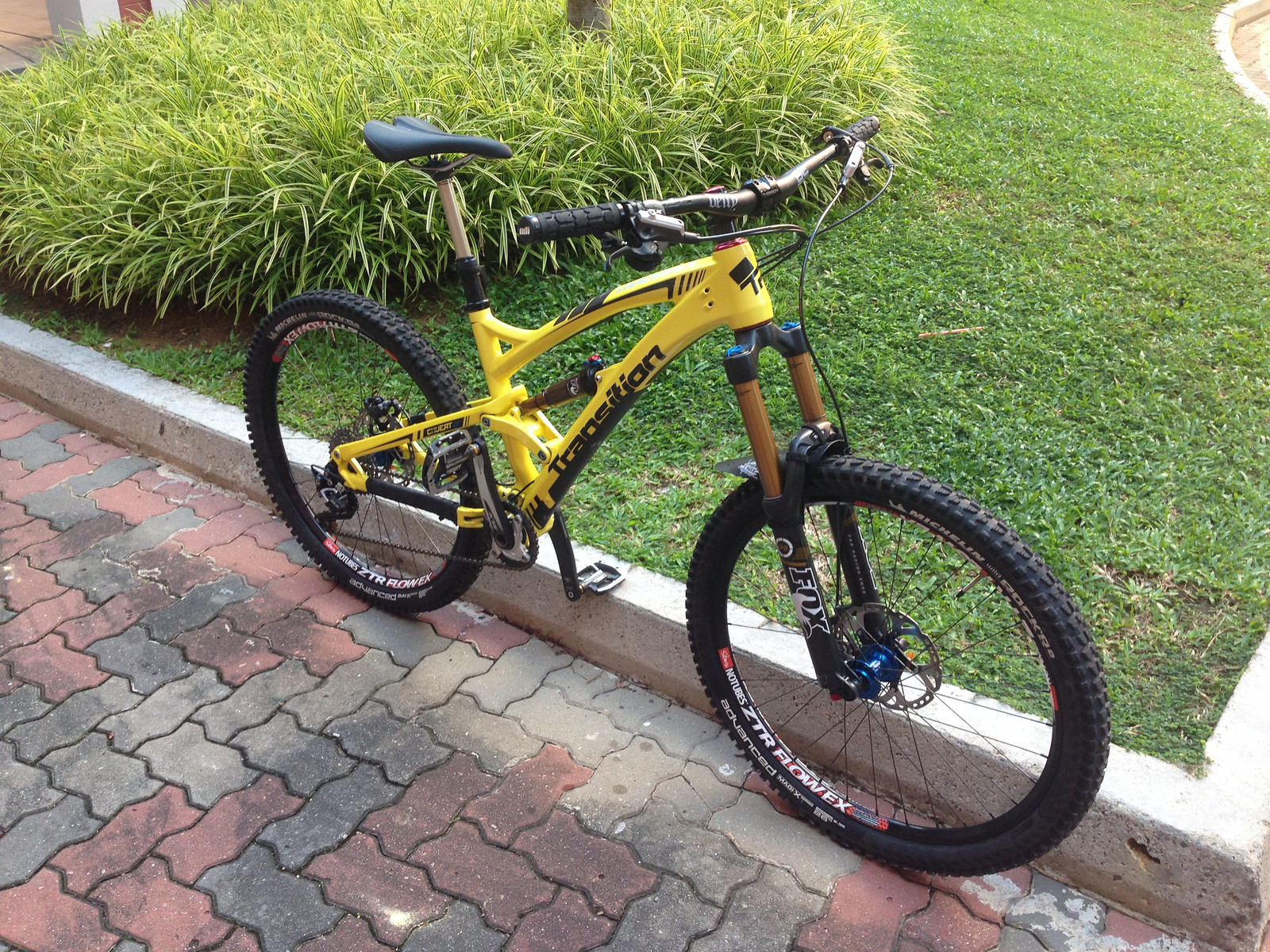 Transition Covert Carbon - SOLD - jecc.terr's Bike Check - Vital MTB