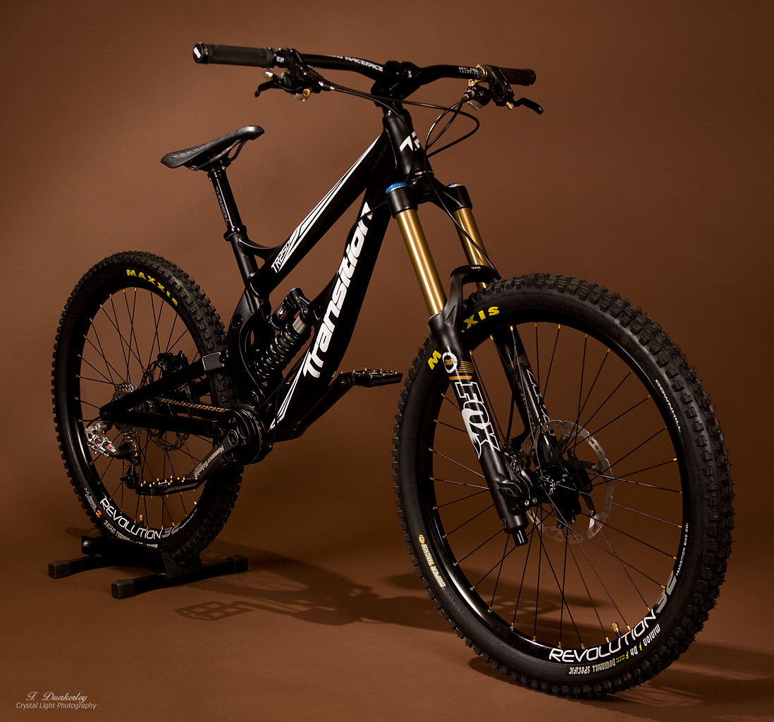 Transition TR-250 - Black Gold Edition - Kerplunk's Bike Check - Vital MTB