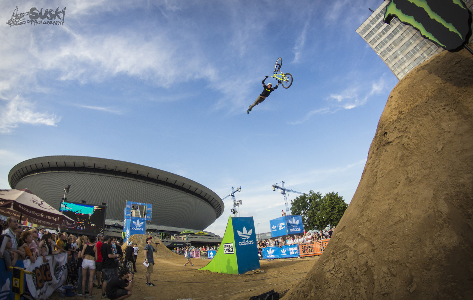 Daryl Brown High superman - suskirtb - Mountain Biking Pictures - Vital MTB