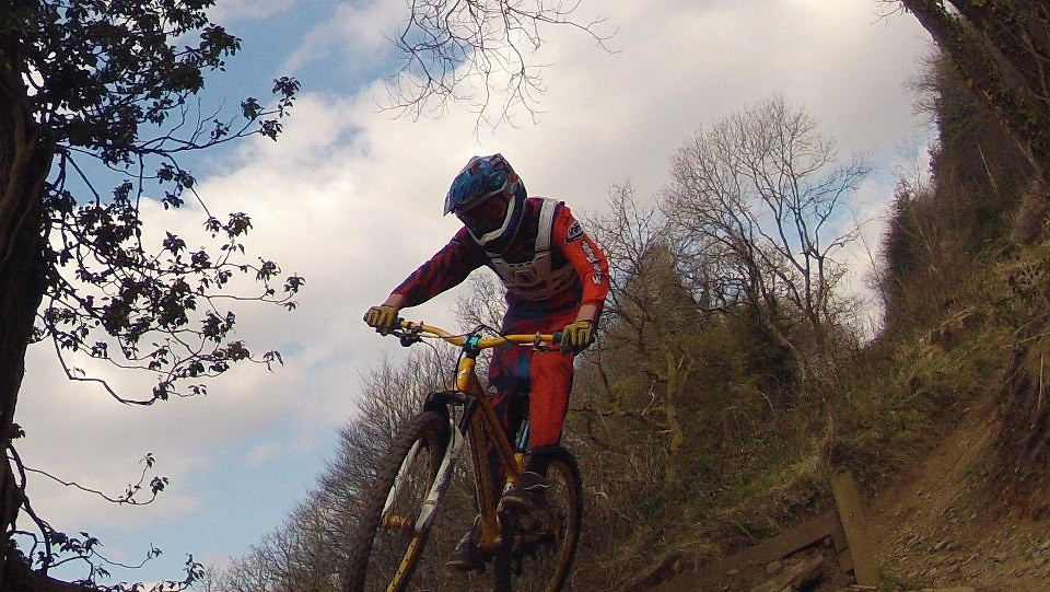 Mountain Ash DH - krazy kyle - Mountain Biking Pictures - Vital MTB