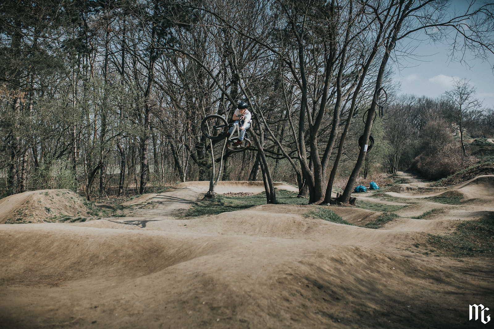 pump jump - Kick!Photo - Mountain Biking Pictures - Vital MTB