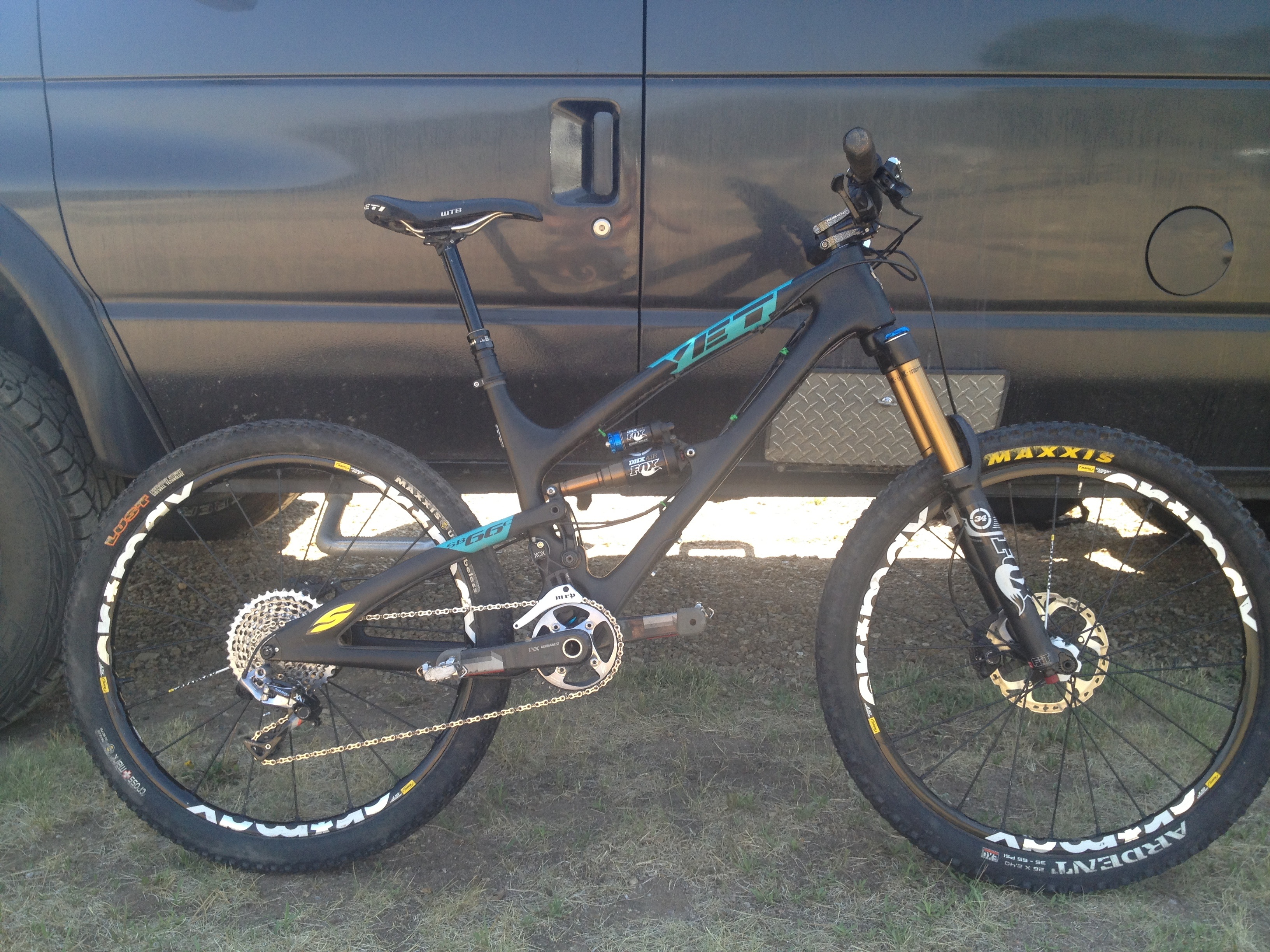 SB 66 C Enduro - Alexptdmg's Bike Check - Vital MTB