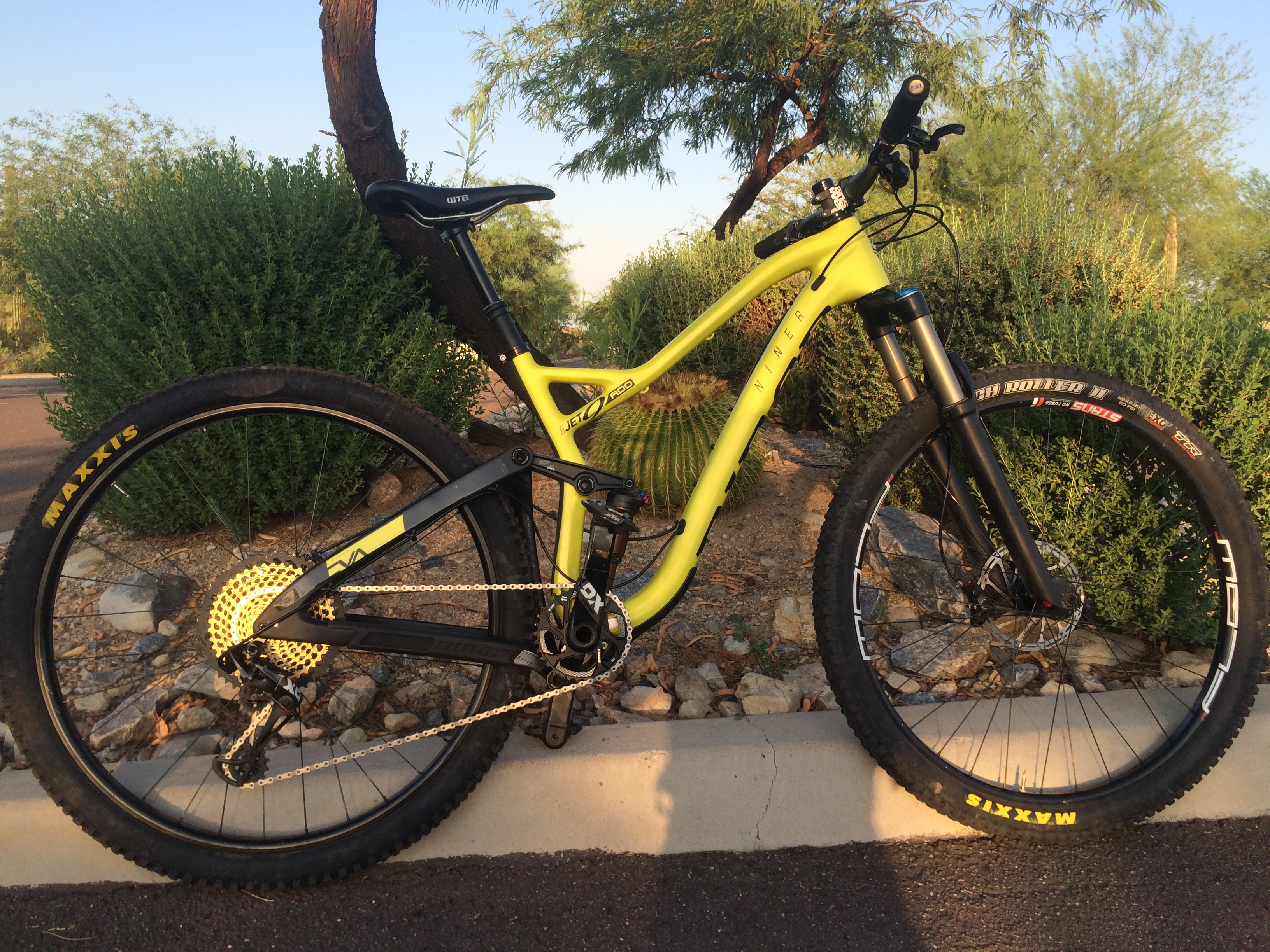 Niner JET 9 RDO V2 Goldfinch - Alexptdmg's Bike Check - Vital MTB