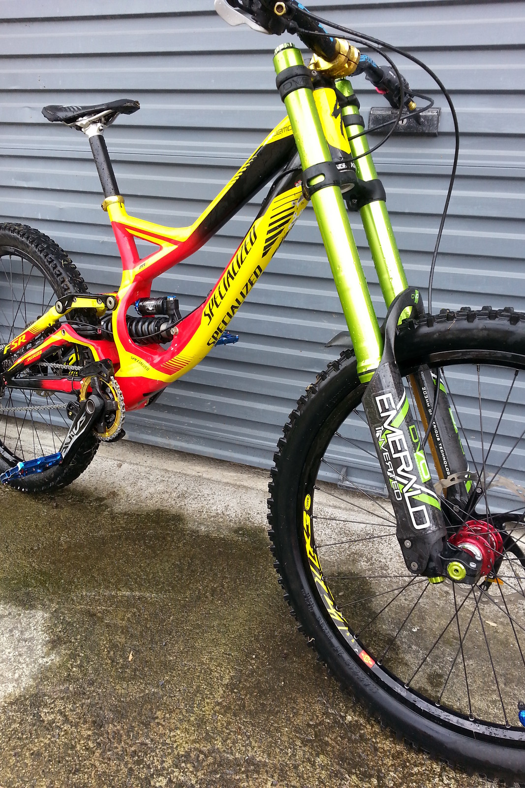 Specialized Demo 8 custom build - demo4life's Bike Check - Vital MTB