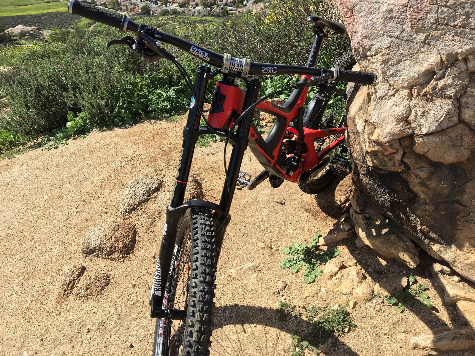 2017 Intense M16C Custom - Mastersonrj's Bike Check - Vital MTB