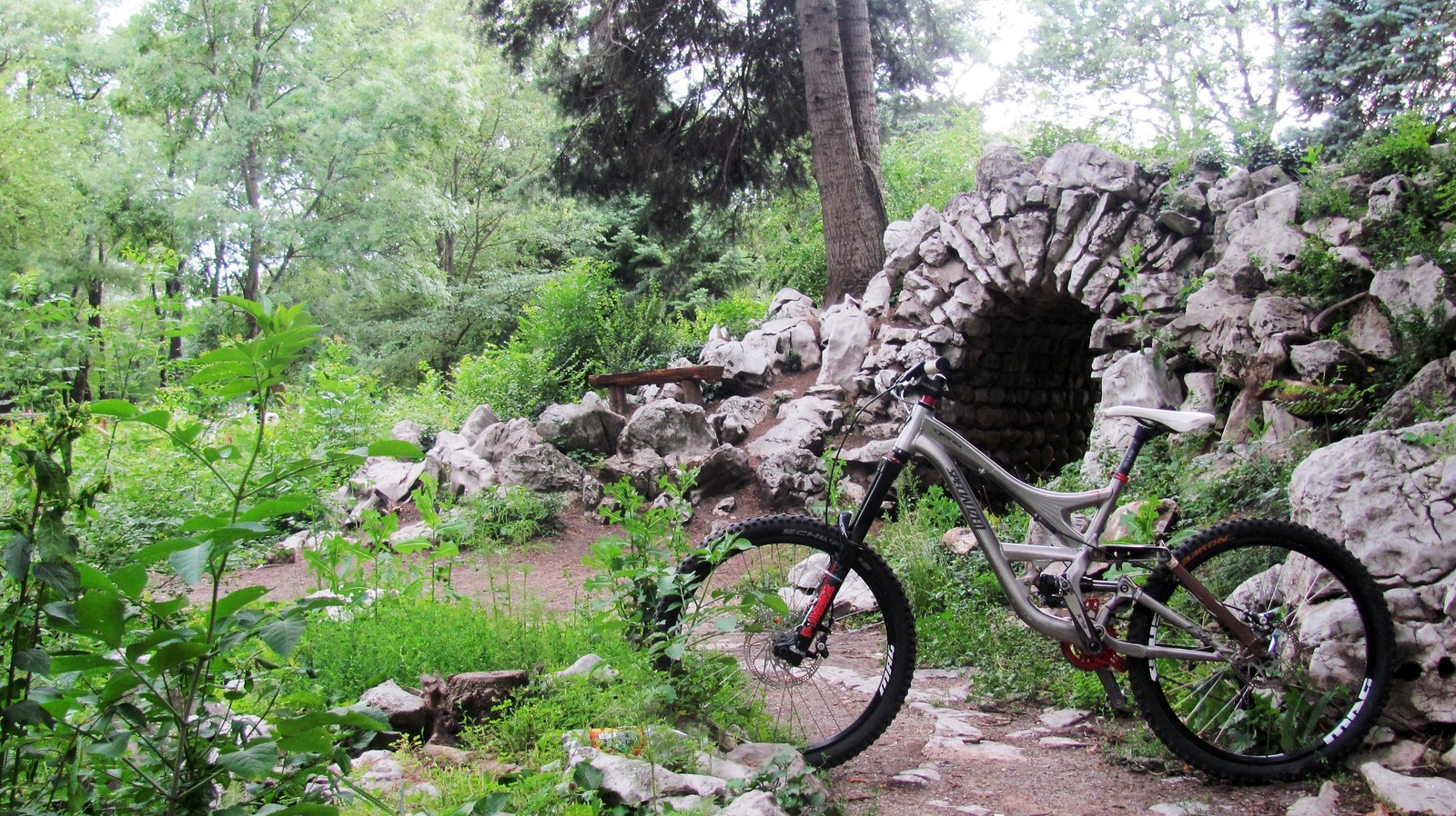 Specialized Demo 7 - Християн_Димитров's Bike Check - Vital MTB