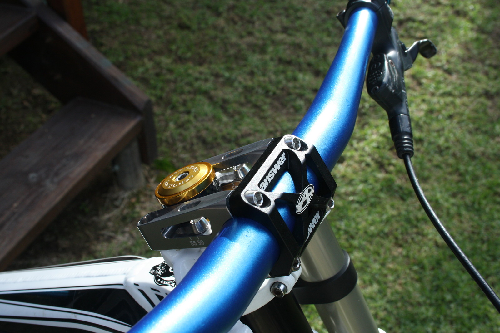 2010 Scott Gambler DH20 - TrApT43's Bike Check - Vital MTB