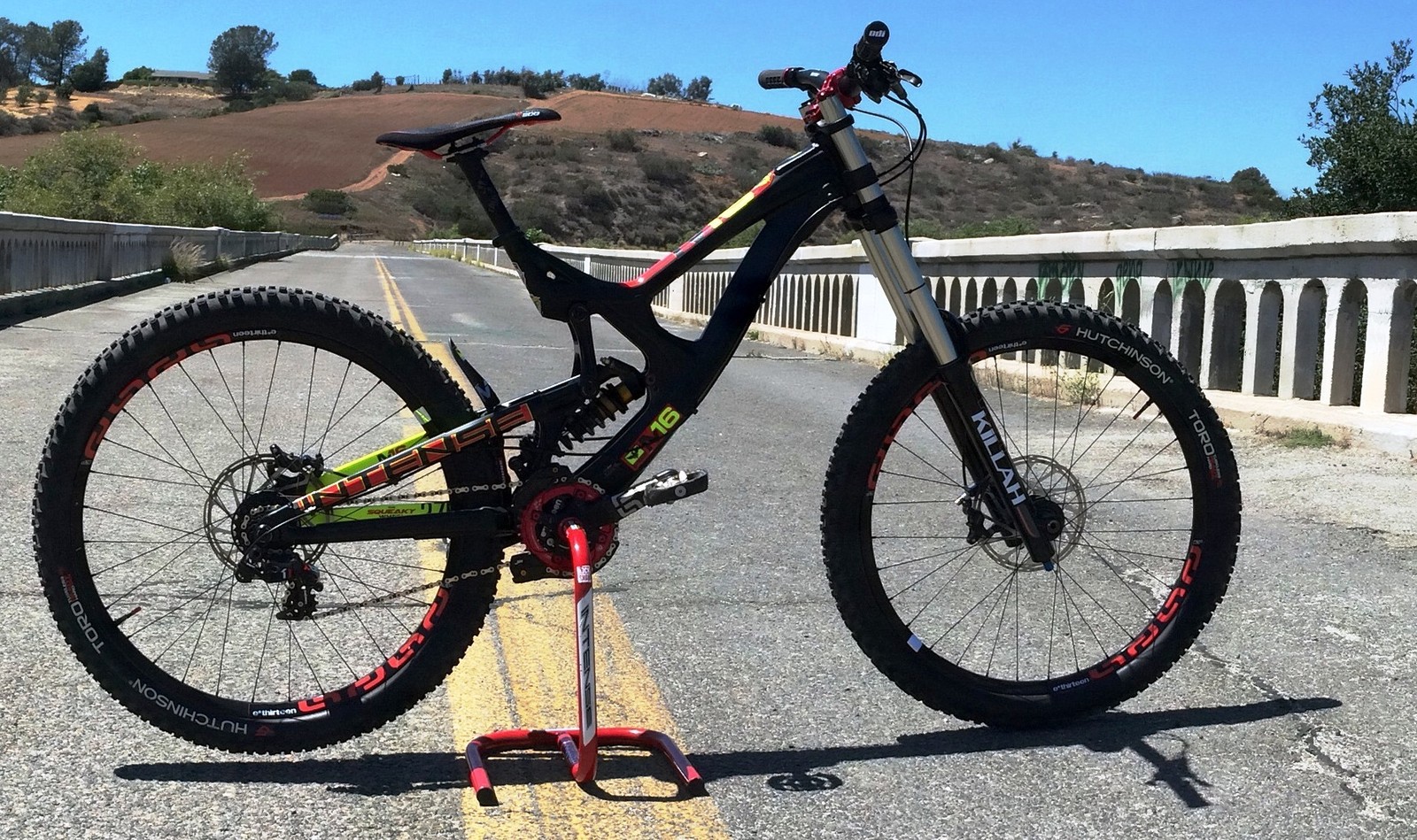 Intense Cycles M16 Bomber - ozzer's Bike Check - Vital MTB