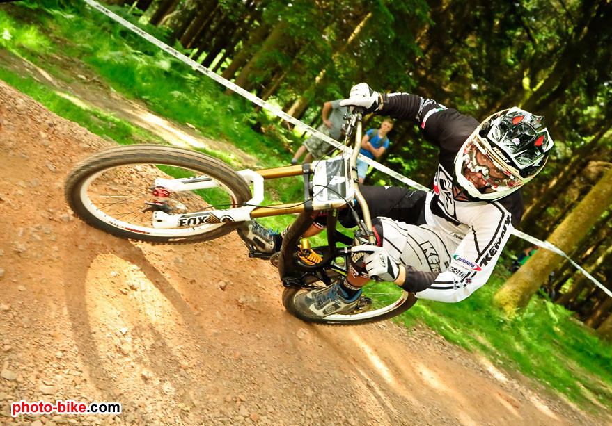 Ben Deakin - photo-bike.com - Mountain Biking Pictures - Vital MTB