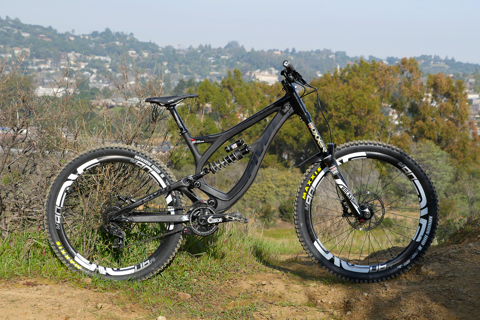 2015 Pivot Phoenix Carbon - immortal's Bike Check - Vital MTB