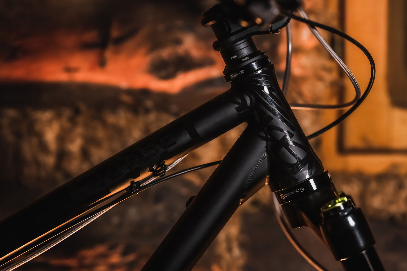 NS Bikes Surge EVO + DVO Diamond D1 - Banan's Bike Check - Vital MTB