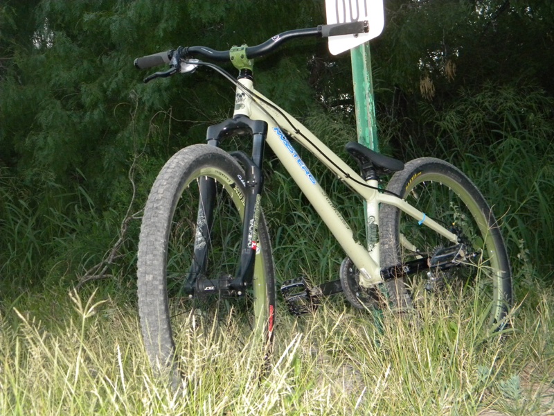 Nikon L100 452 - mtbboss - Mountain Biking Pictures - Vital MTB