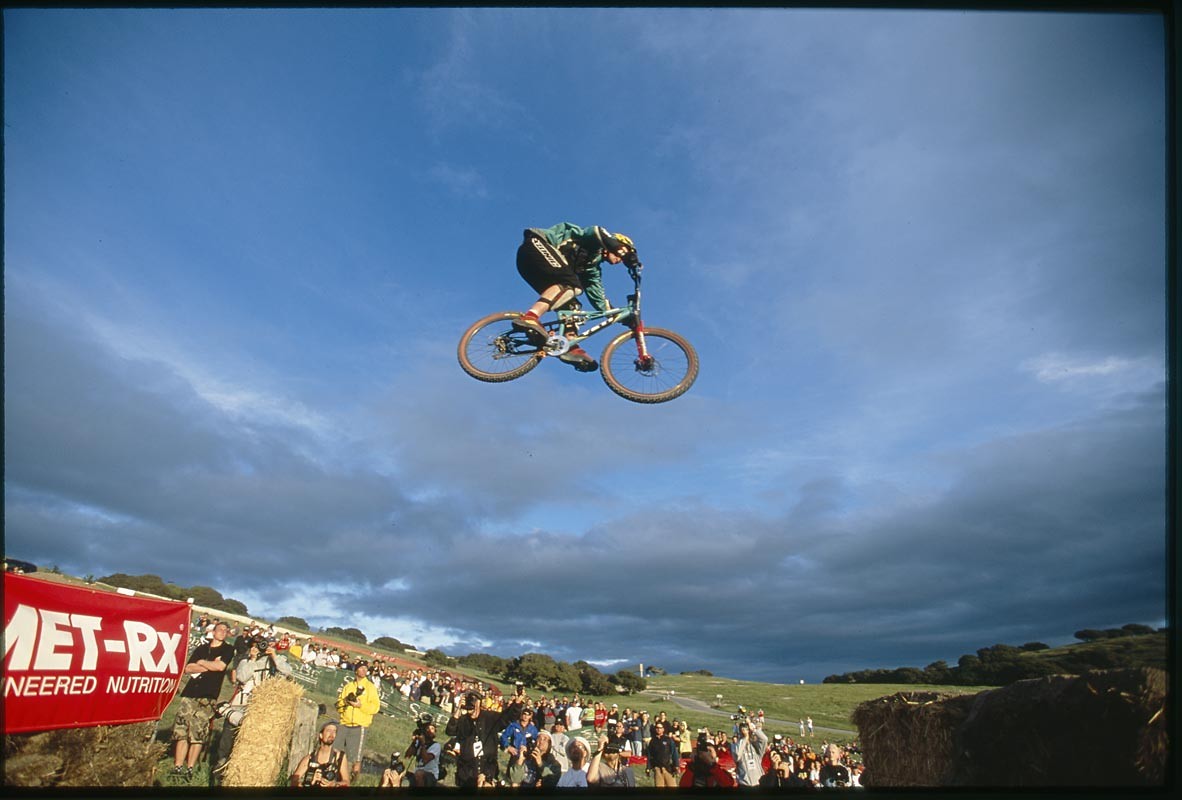 Yeti signs Marla and Nathan - Yeti Cycles - Mountain Biking Pictures ...