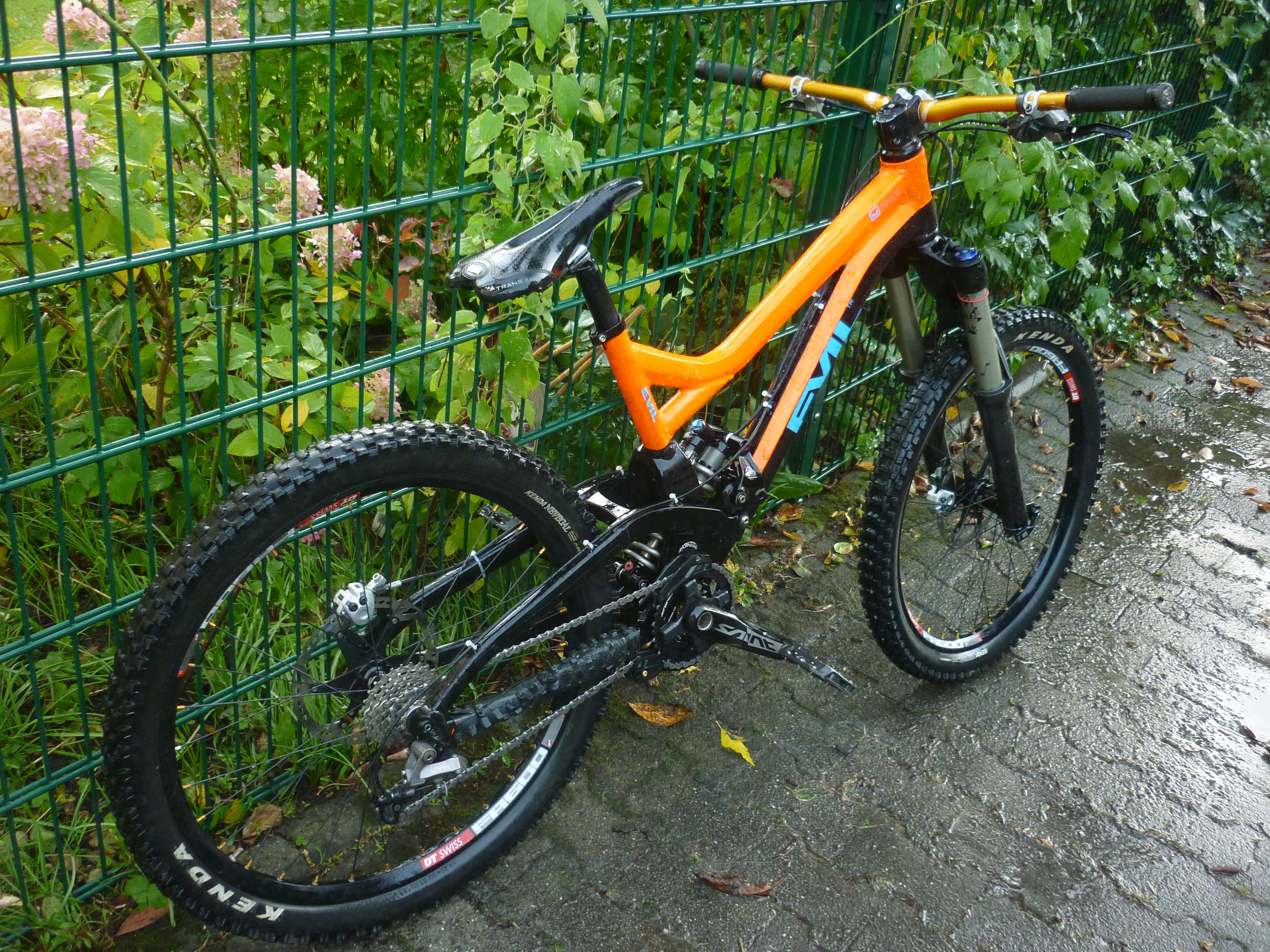 My evil love, the revolt - radraz's Bike Check - Vital MTB