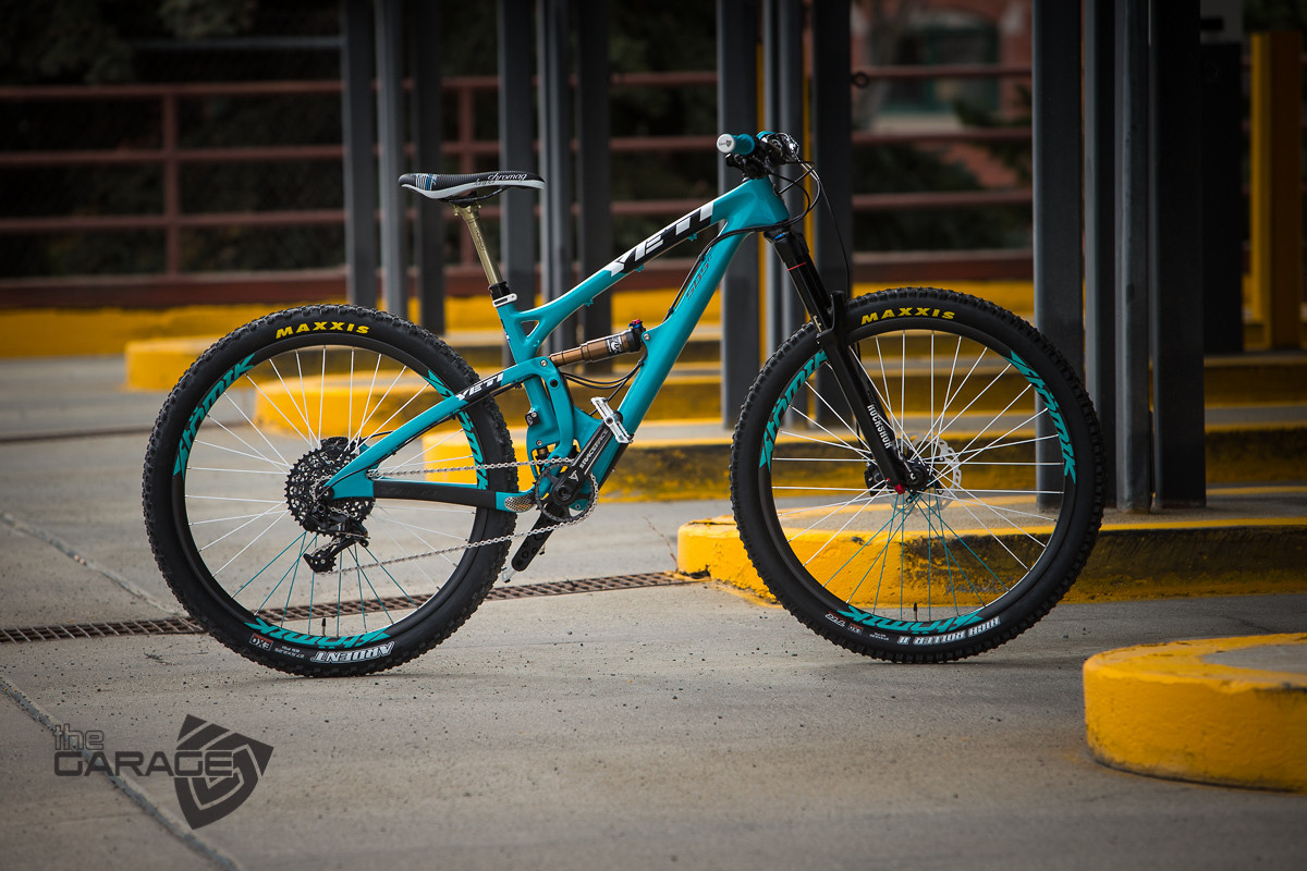Yeti SB5c - "Sarah Edition" - The Garage's Bike Check - Vital MTB