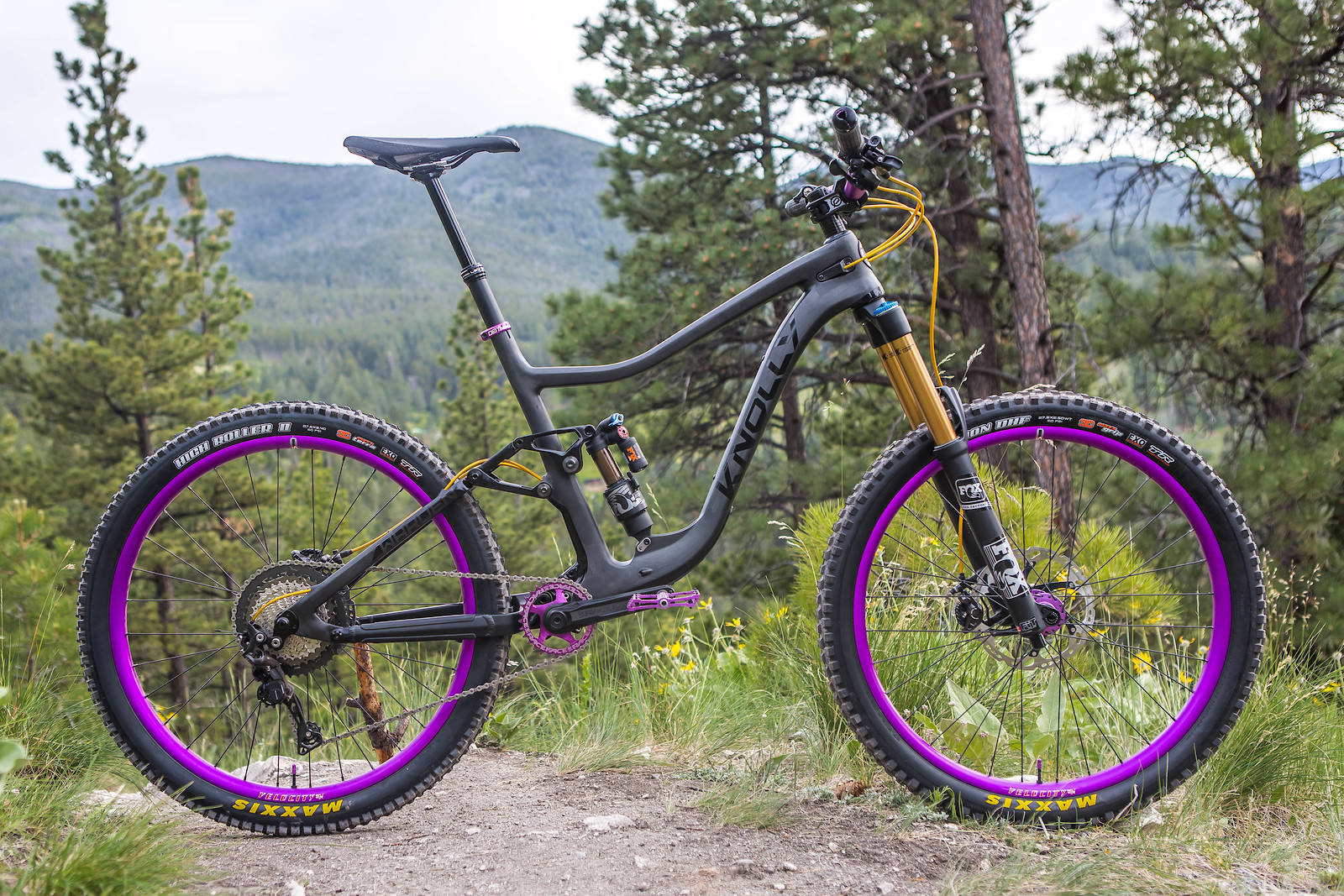 2018 Knolly Warden Carbon - The Garage's Bike Check - Vital MTB