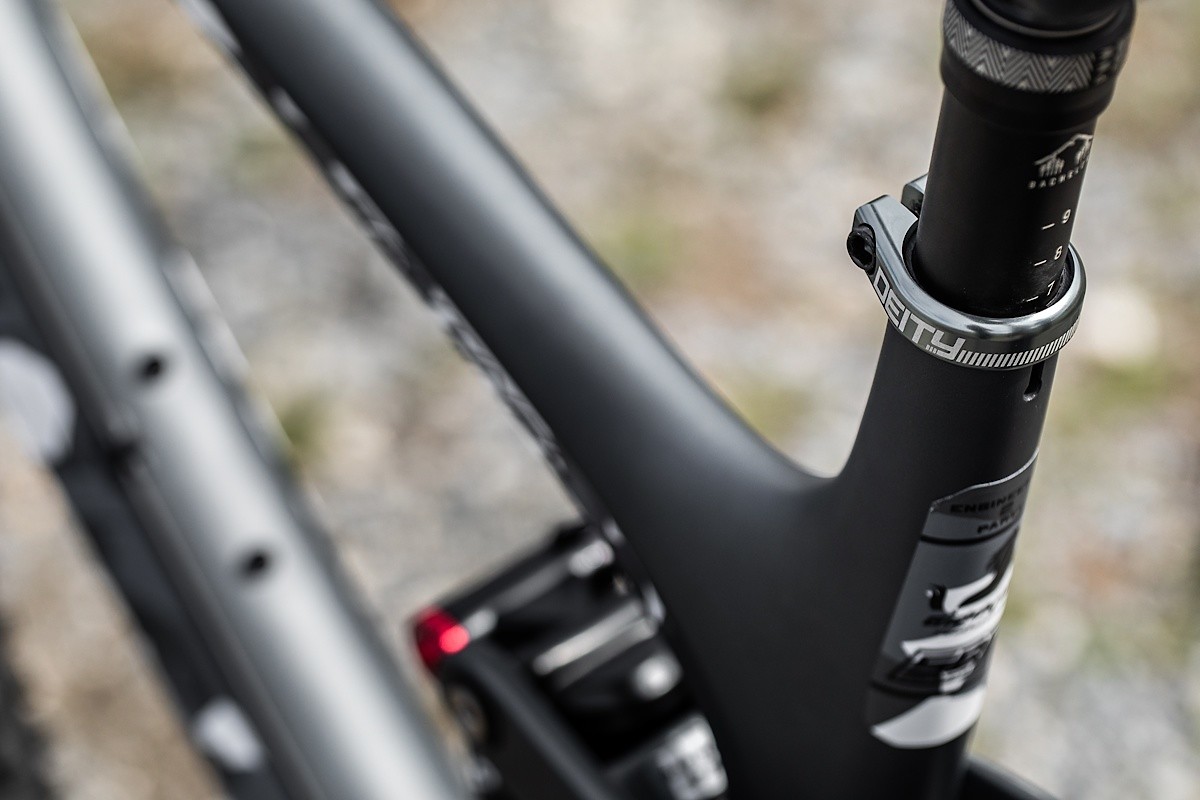 Cole's Urban Camo Sentinel - The Garage's Bike Check - Vital MTB