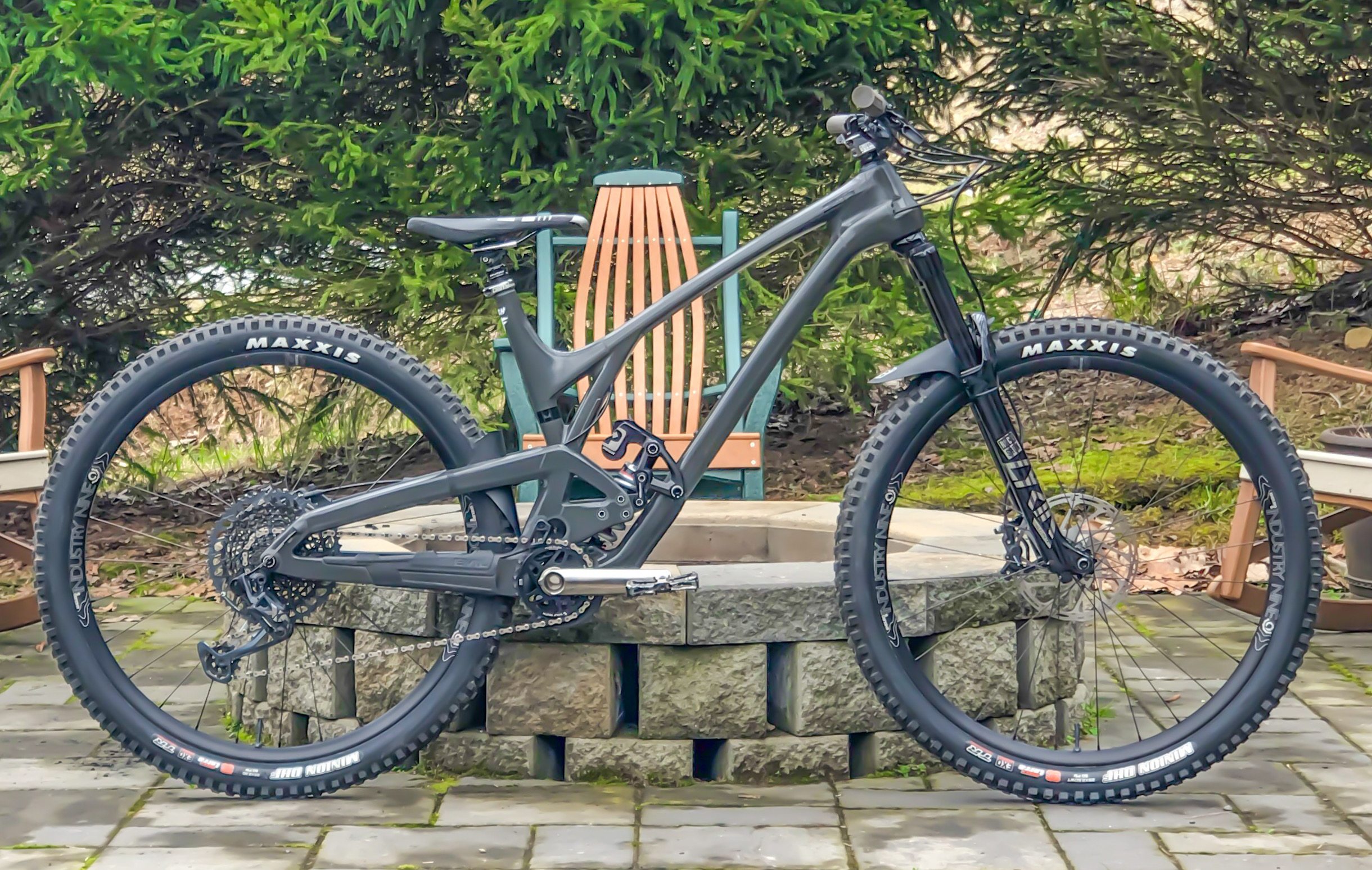 EVIL Offering V2 - jftoha's Bike Check - Vital MTB