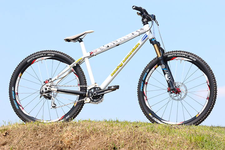Scott Beaumont's Rocky Mountain 4X Hardtail - Charleyboy14 - Mountain ...