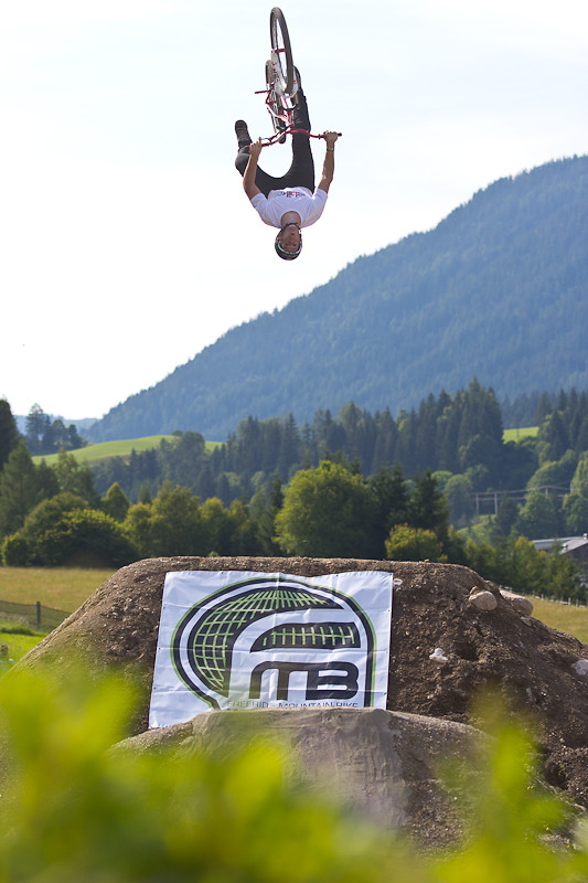 Sam Pilgrim - Charleyboy14 - Mountain Biking Pictures - Vital MTB