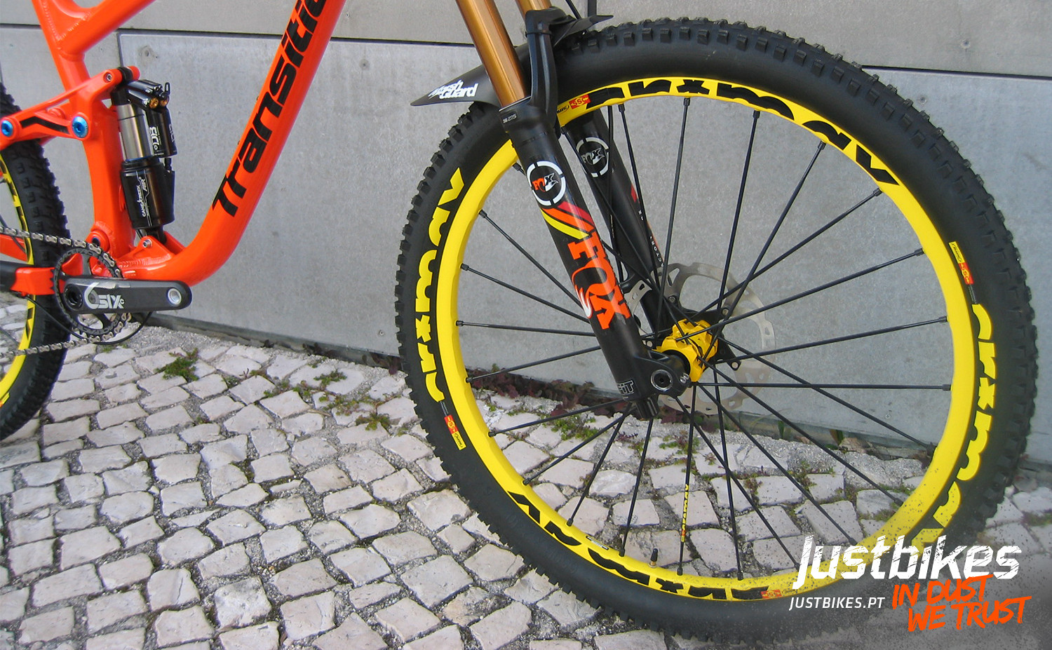 TRANSITION Patrol custom build... - JustBikes Store's Bike Check ...