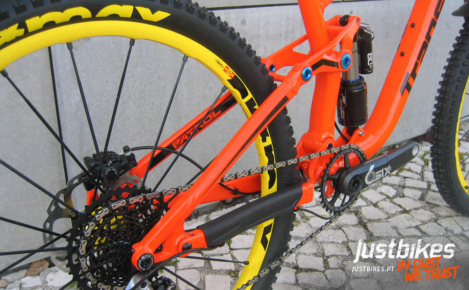 TRANSITION Patrol custom build... - JustBikes Store's Bike Check ...