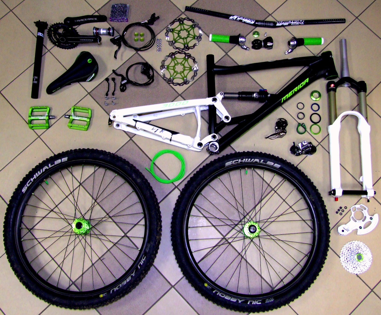 Merida One-Sixty 3000 MY2013 - Mátyás Jurecska's Bike Check - Vital MTB