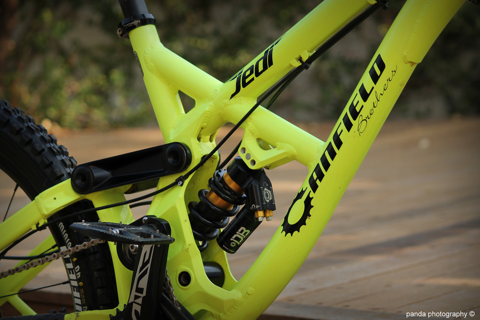 Canfield Bro - Jedi Flo Yellow - altman's Bike Check - Vital MTB