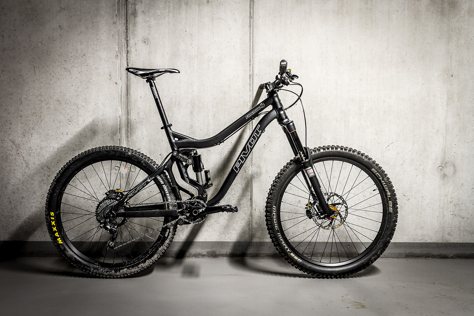 Pivot Firebird 650b - czajko's Bike Check - Vital MTB