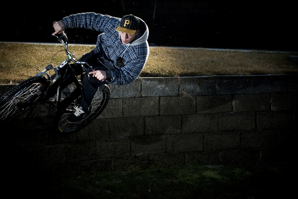 wall huck - pgore - Mountain Biking Pictures - Vital MTB