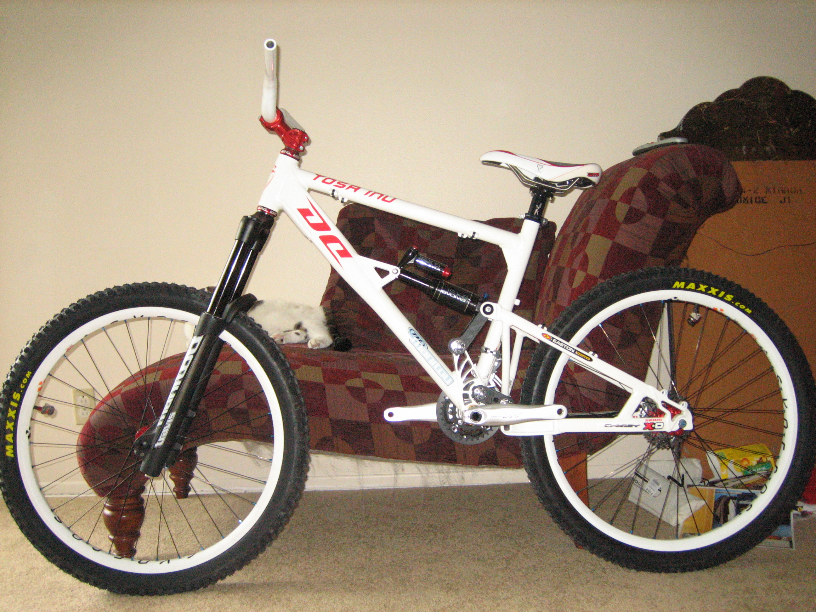 2006 Duncon Tosa - Inu - pvflyer's Bike Check - Vital MTB