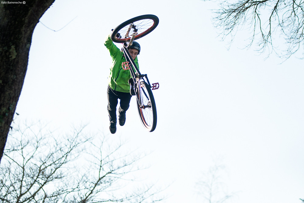 Richard Fert Superman Seat Grab - Corsair Bikes - Mountain Biking ...